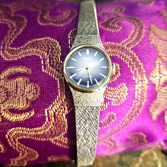 Pulsar | Accessories | Vintage Pulsar Watch Women Silver Tone | Poshmark